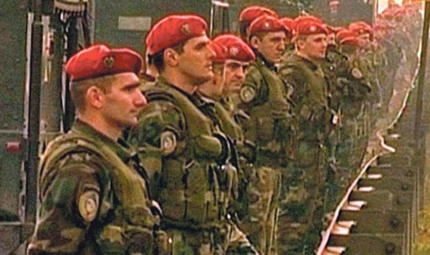 PRESUDA “Crvene beretke” oslobođene optužbi za pobunu protiv Đinđića ...