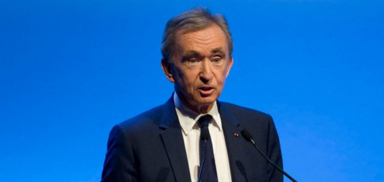 TEŽAK 100 MILIJARDI: Ovaj čovjek se smatra organizatorom Žutih prsluka ...